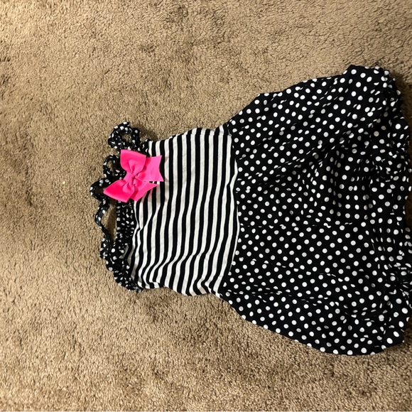 Romeo & Juliet Couture | Other | Romeo Juliet Couture Black And White ...